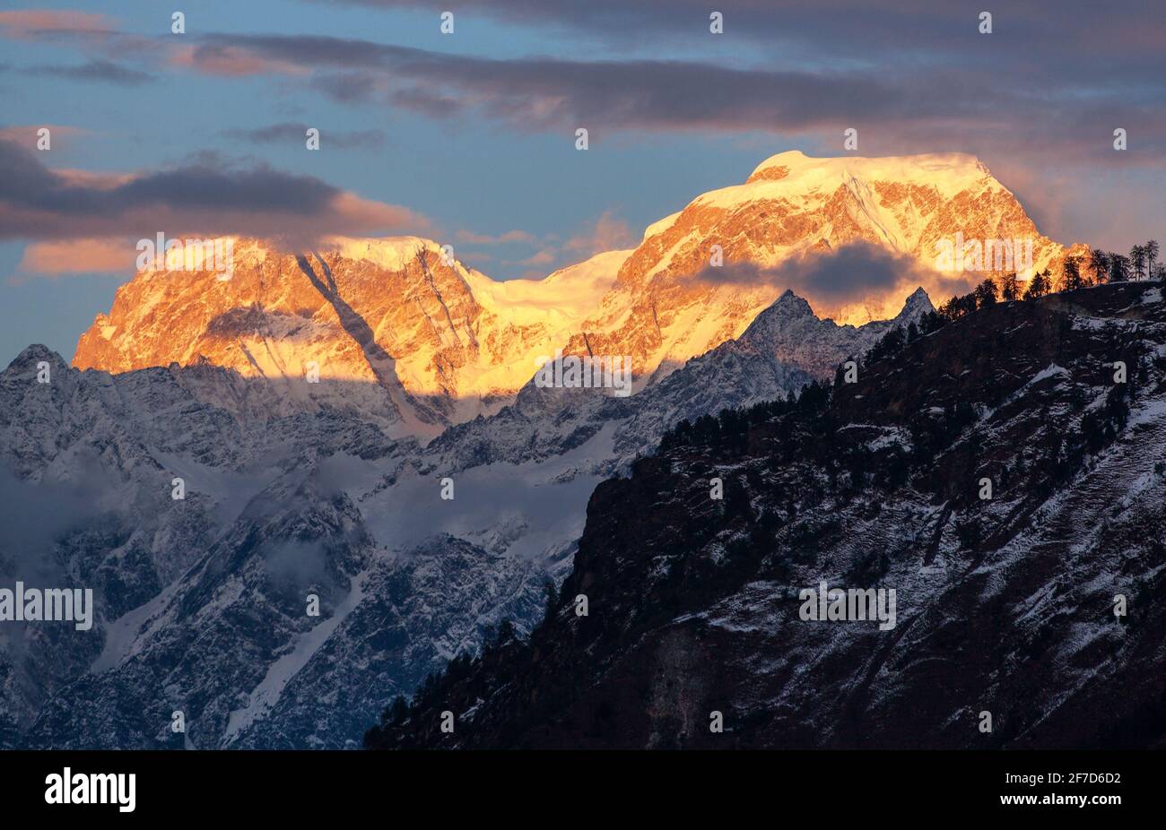 Himalaya, evening panoramic view of Indian Himalayas, great Himalayan range, Uttarakhand India ...