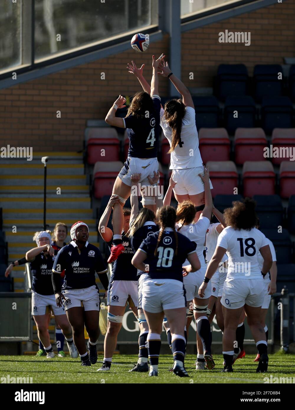 England's Abbie Ward (right) and Scotland's Emma Wassell (left) compete ...