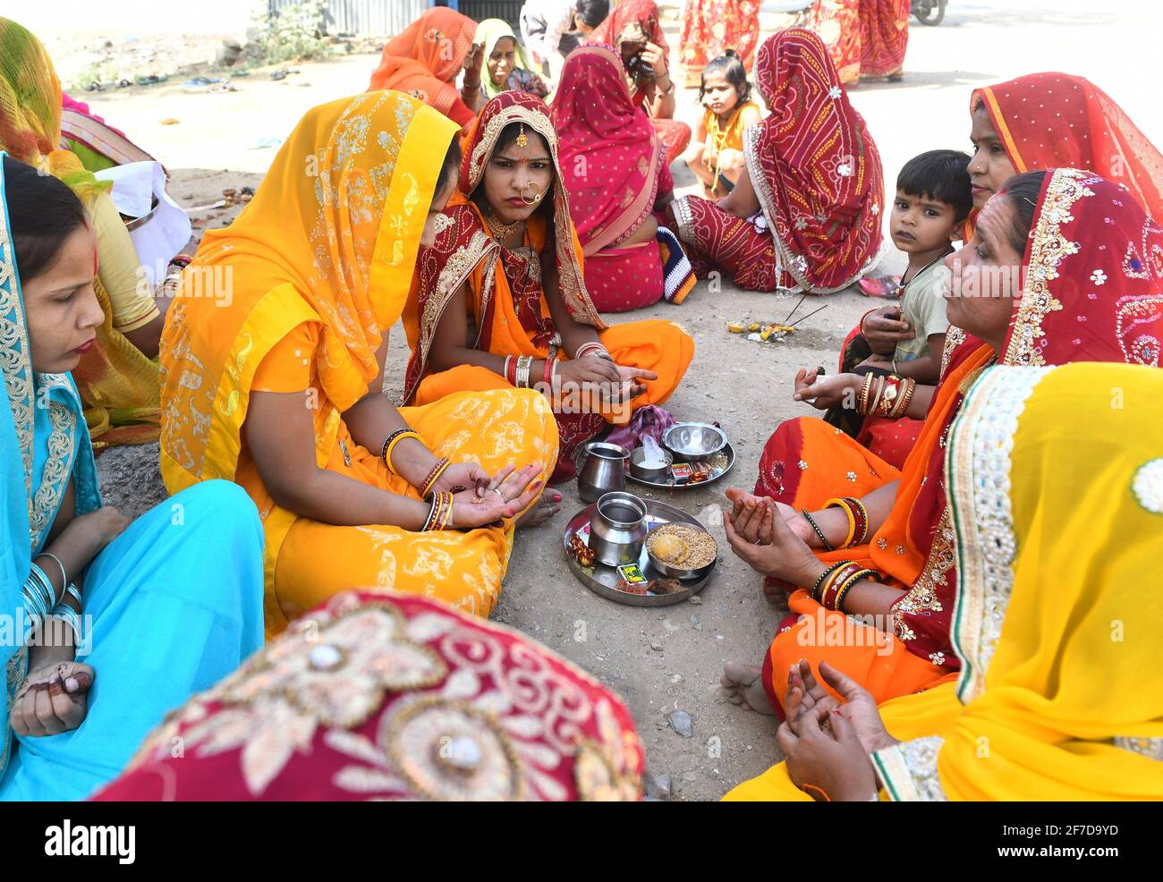 Beawar, Rajasthan, India, April 6, 2021: Rajasthani women perform ...