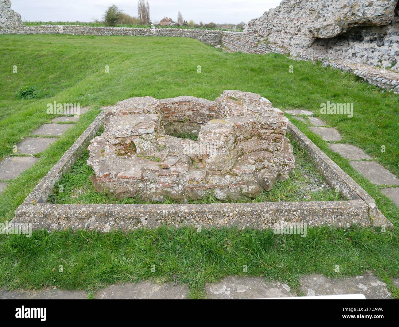 Richborough Roman Fort Stock Photo - Alamy