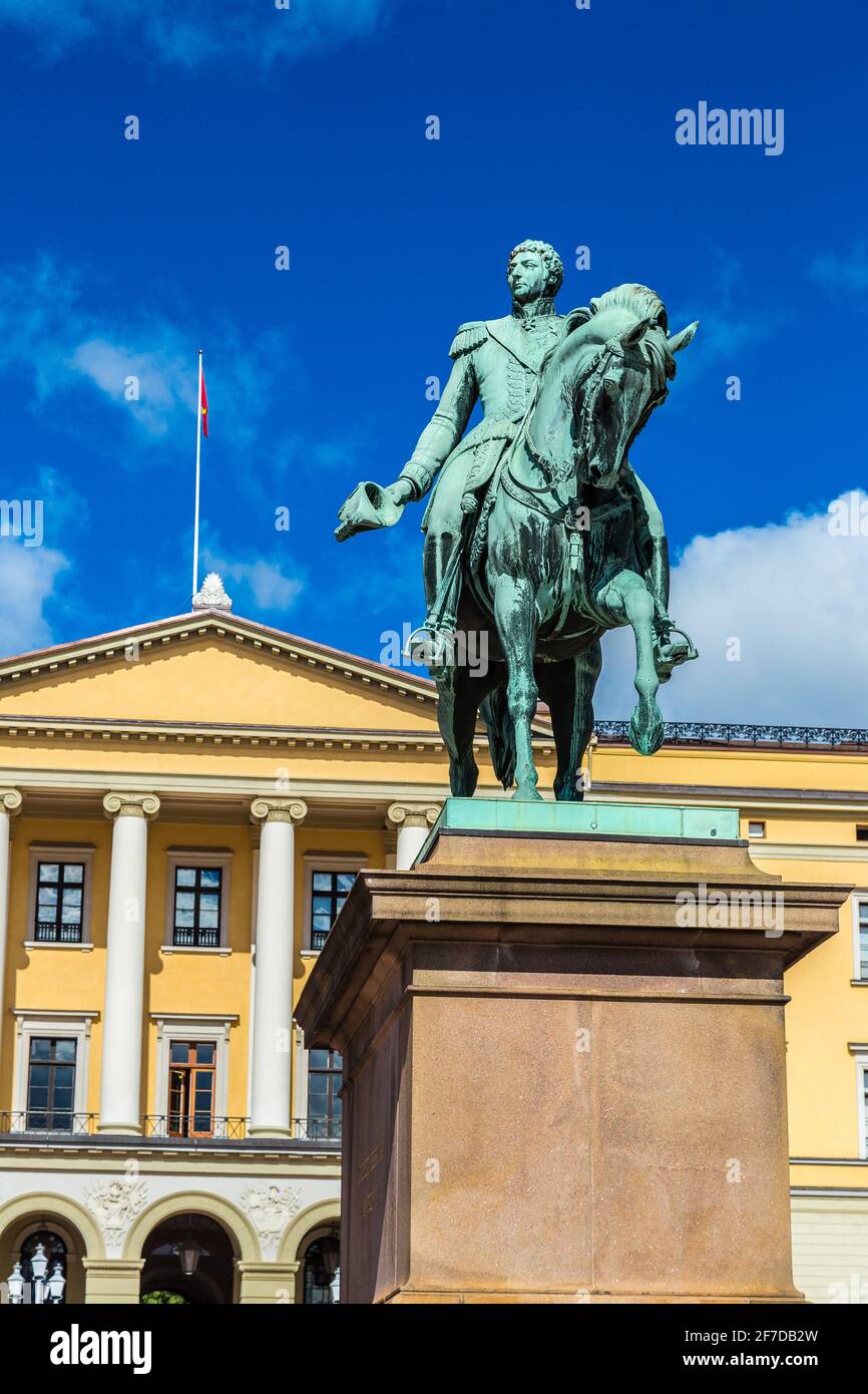 Statue of Norwegian King Carl Johan XIV in Oslo Stock Photo - Alamy
