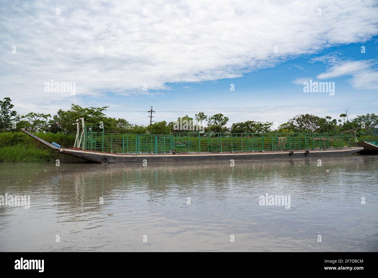 Cattle boat hi-res stock photography and images - Alamy