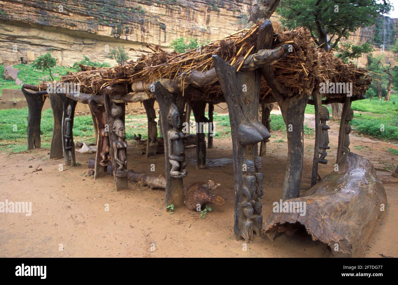 Toguna hi-res stock photography and images - Alamy