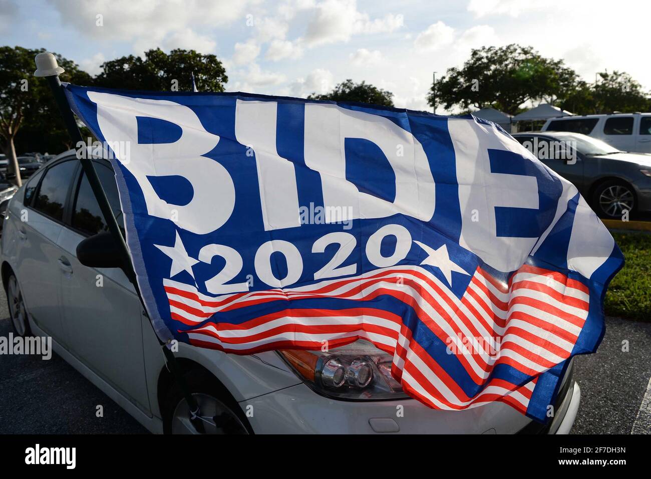 Boca Raton - FL - 20201005-Dr Jill Biden attends a Drive-In Rally ...