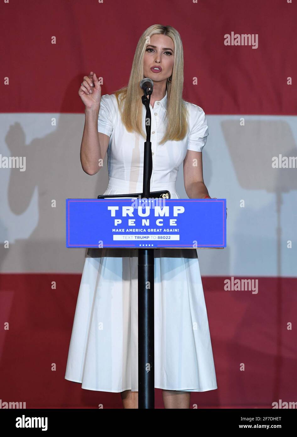 Miami - FL - 20201027- Ivanka Trump meets with students at the SLAM ...