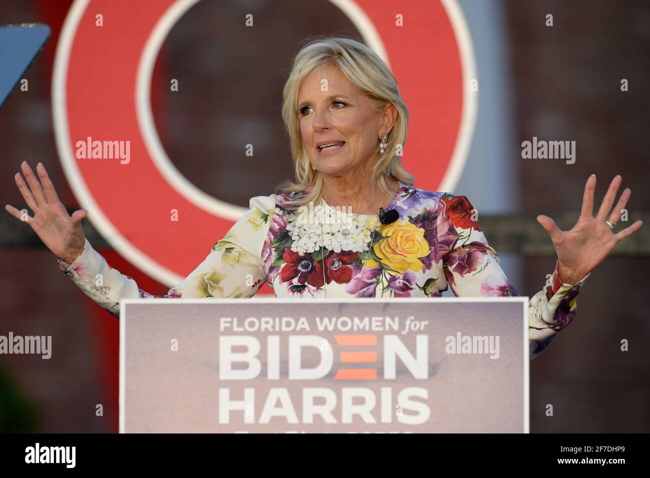Boca Raton - FL - 20201005 - Dr Jill Biden attend a Drive-In Rally ...