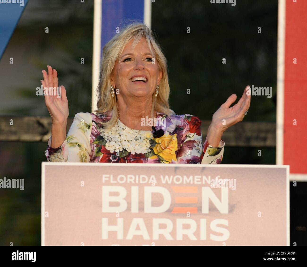 Boca Raton - FL - 20201005 - Dr Jill Biden attend a Drive-In Rally ...