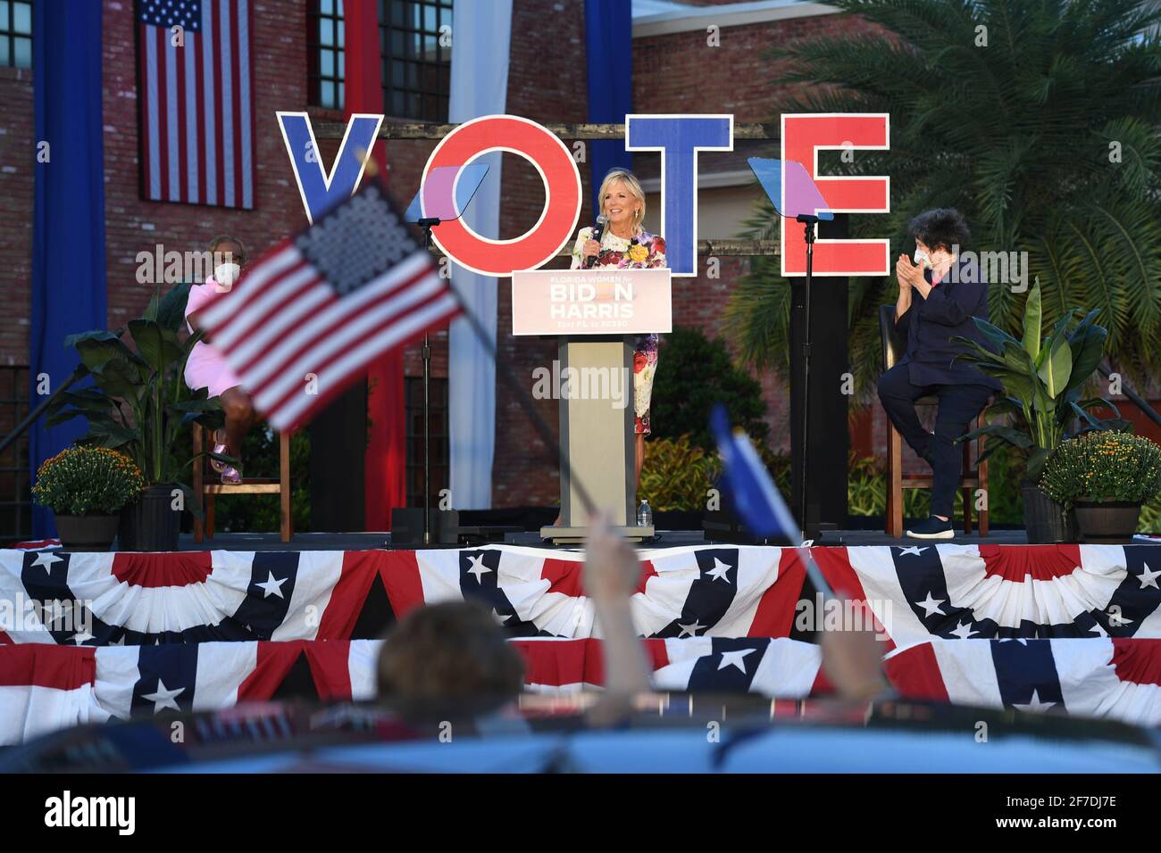 Boca Raton - FL - 20201005 - Dr Jill Biden attend a Drive-In Rally ...