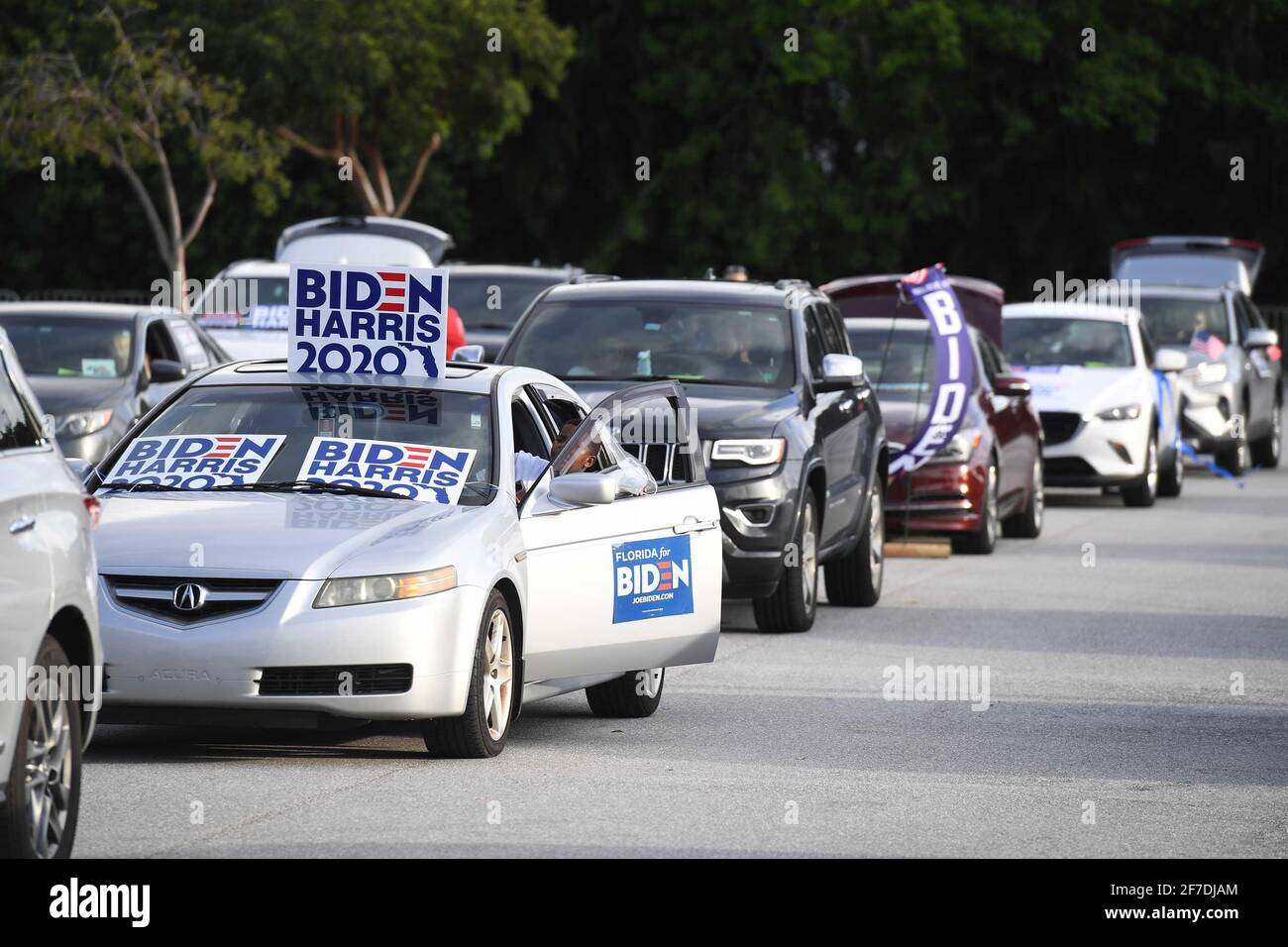 Boca Raton - FL - 20201005-Dr Jill Biden attends a Drive-In Rally ...