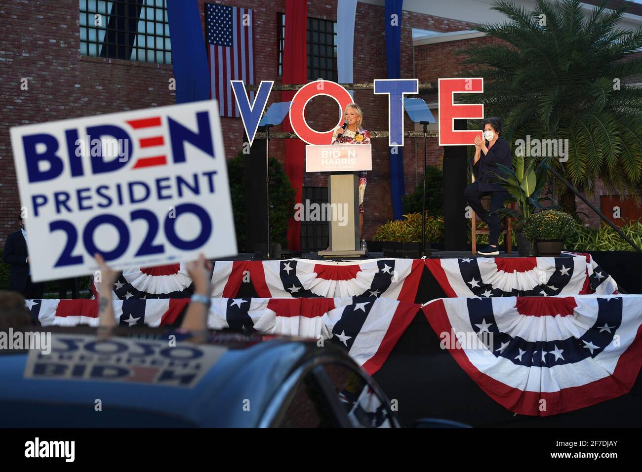 Boca Raton - FL - 20201005 - Dr Jill Biden attend a Drive-In Rally ...