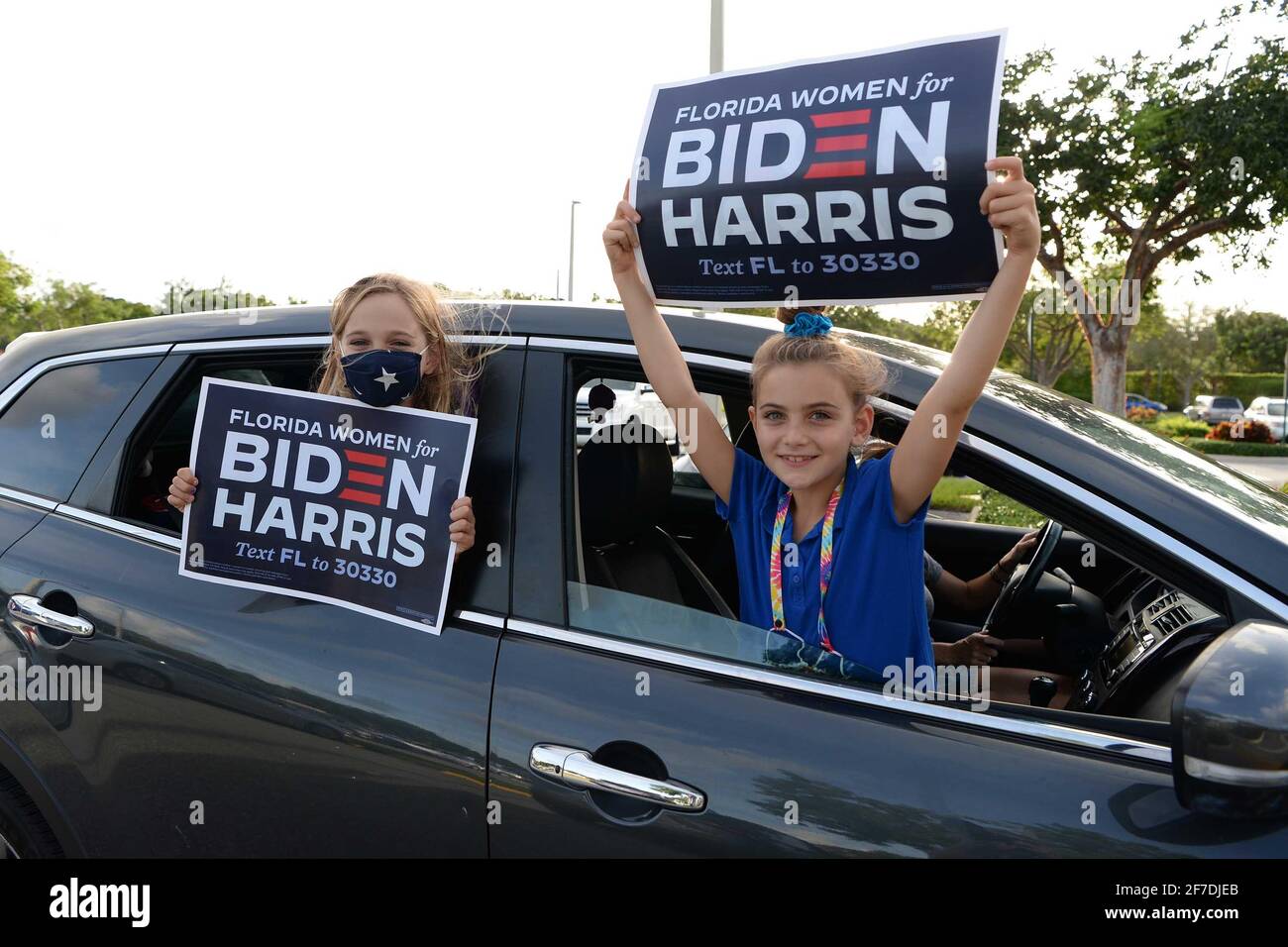 Boca Raton - FL - 20201005-Dr Jill Biden attends a Drive-In Rally ...