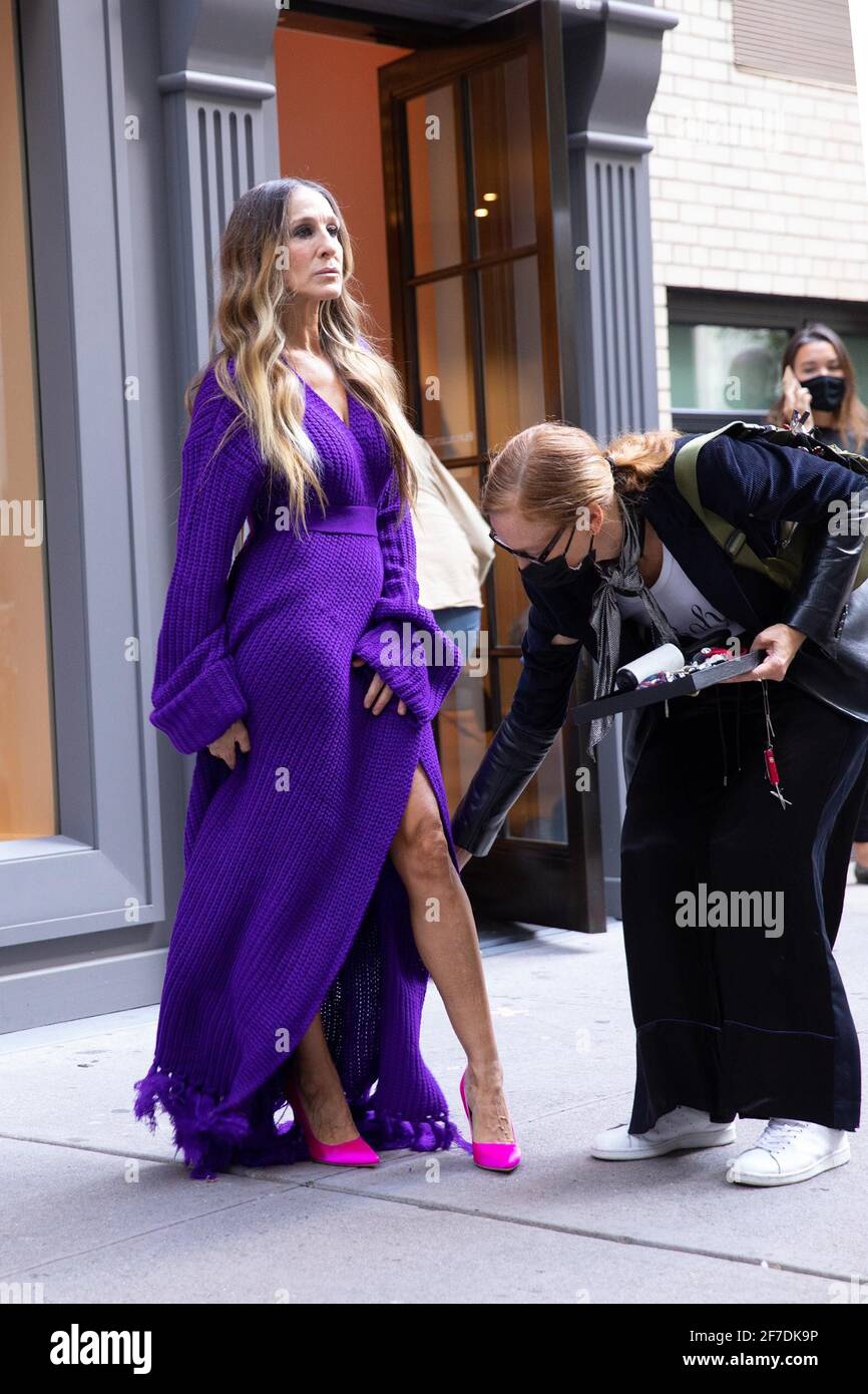New York - NY - 20201015 - Sarah Jessica Parker Photoshoot in NYC ...