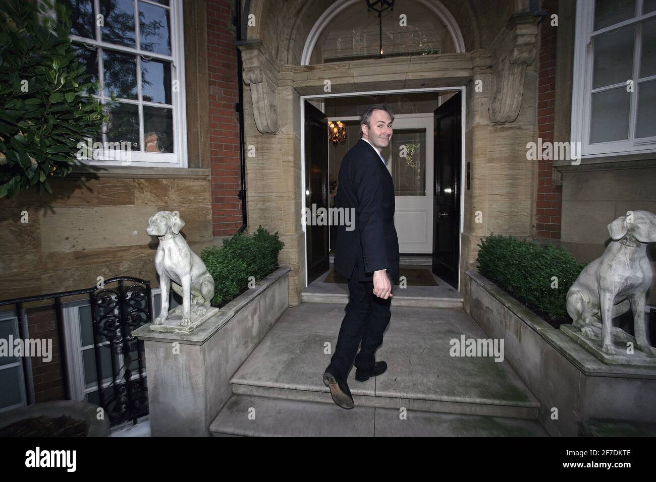 William cash hi-res stock photography and images - Alamy