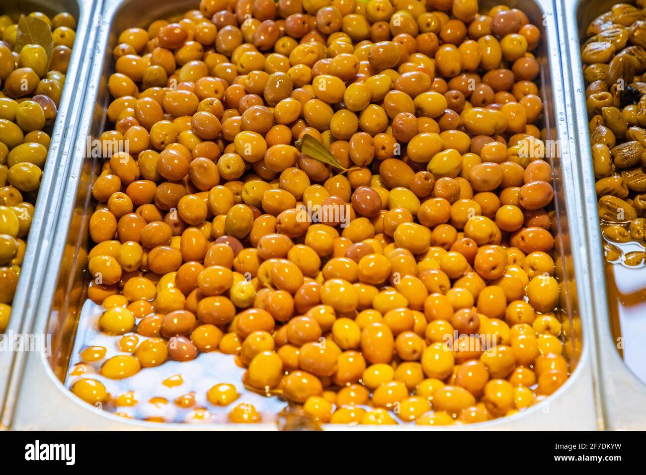 Olives for sales in turkish market in Antalya, Turkey Stock Photo - Alamy