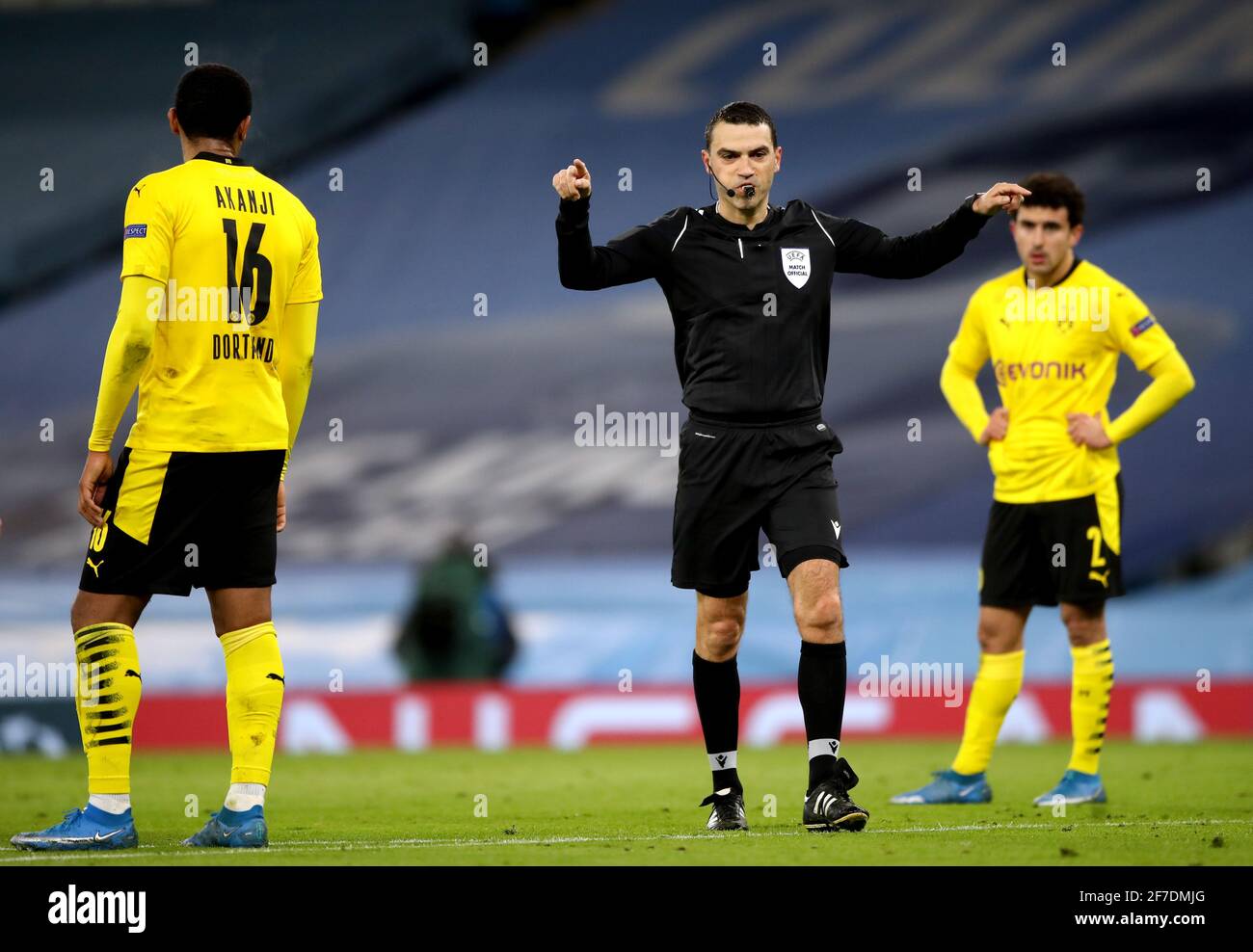 Referee ovidiu alin hategan hi-res stock photography and images - Alamy