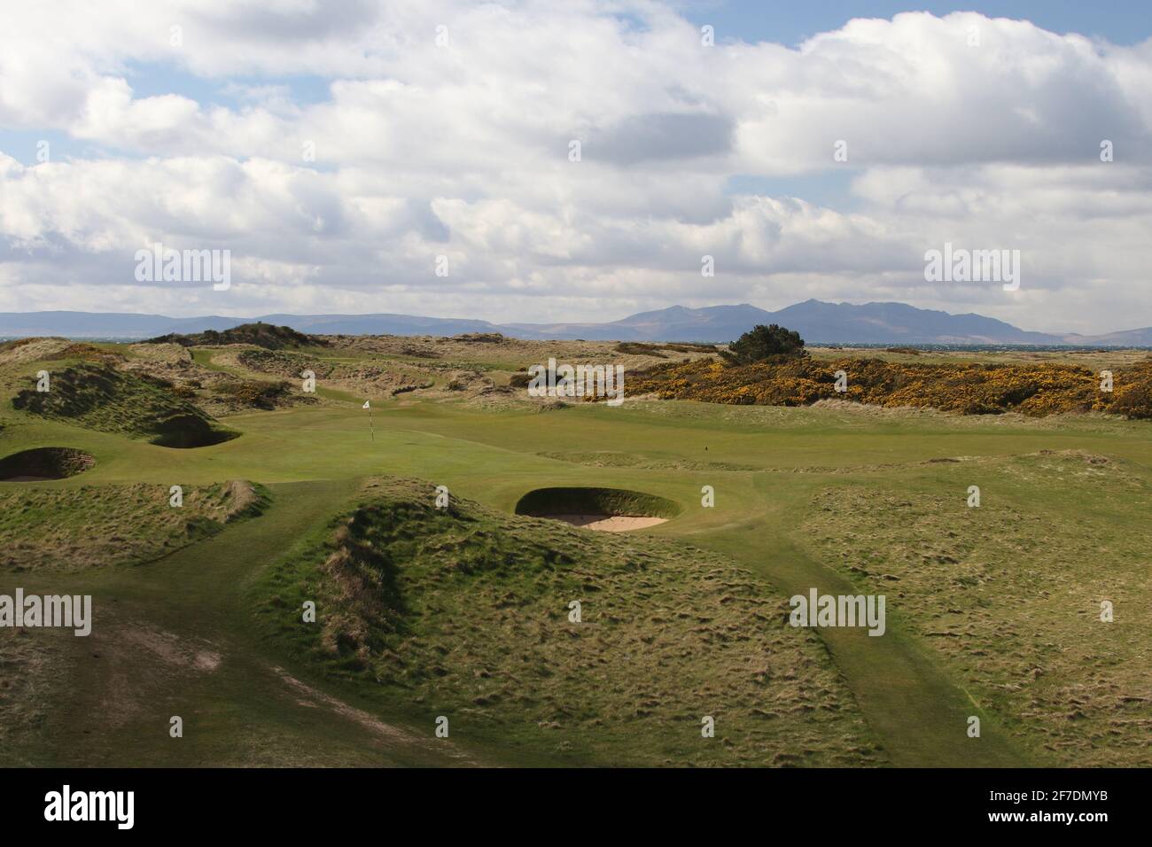 Postage stamp at royal troon golf course postage stamp with hi-res stock photography and images ...
