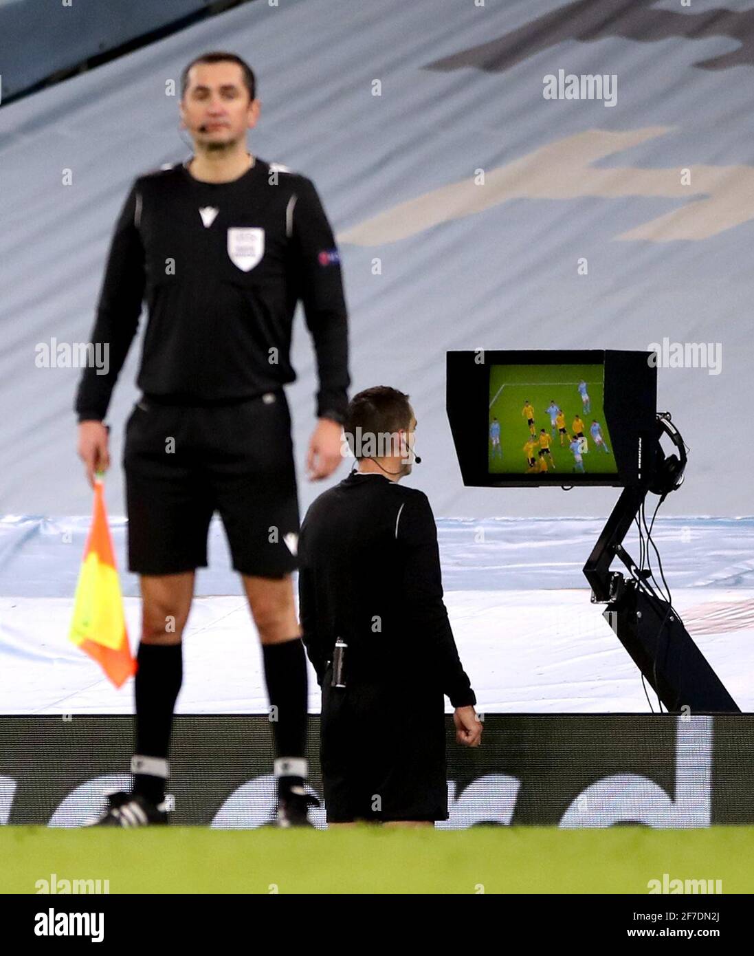 Penalty ovidiu hategan hi-res stock photography and images - Alamy