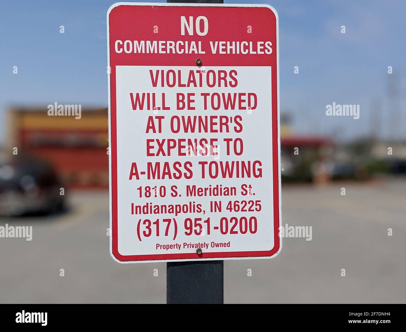 A No Commercial Vehicles Signage Outdoors Stock Photo - Alamy
