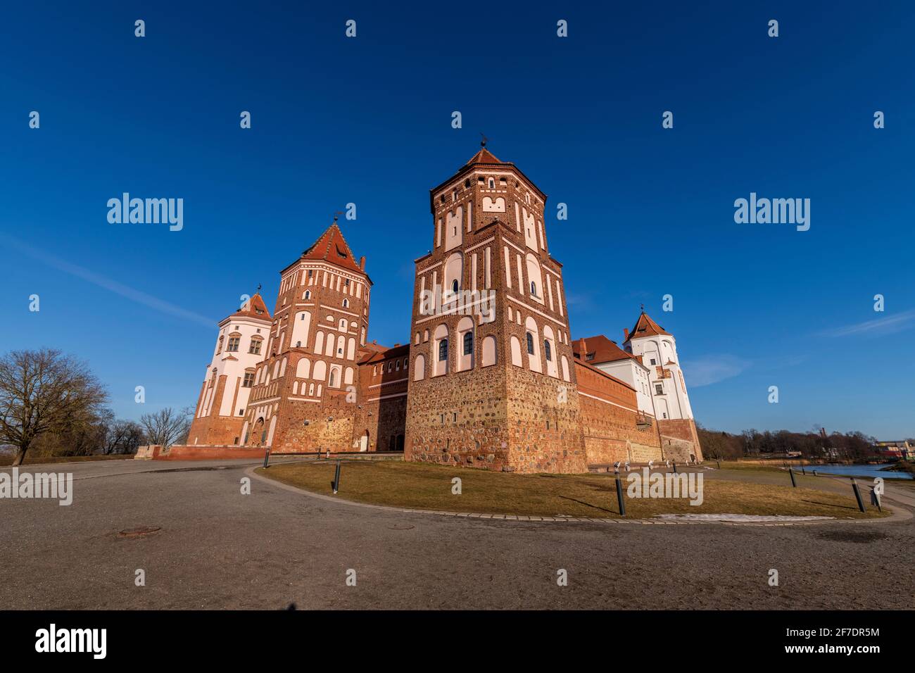 Mir castle architecture hi-res stock photography and images - Alamy