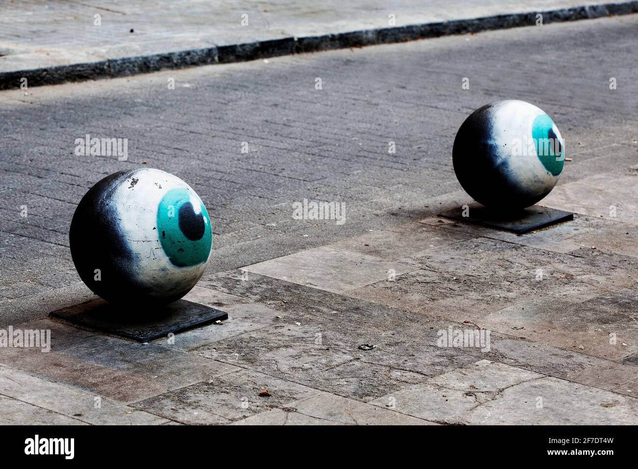 Eye balls hi-res stock photography and images - Alamy