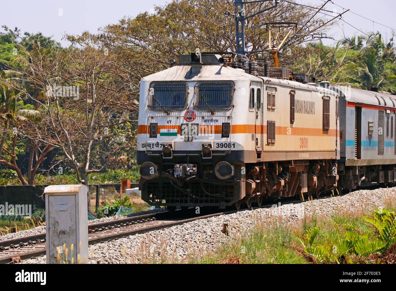 Kerala trains hi-res stock photography and images - Alamy