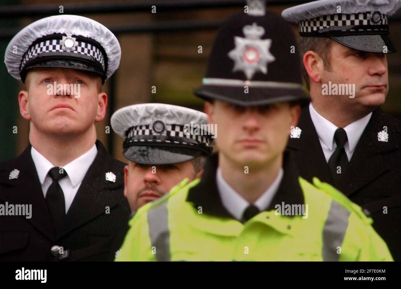 AT PC IAN BROARDHURST'S FUNERAL HIS COLLEGUES FORM AN HONOUR GUARD.16/1 ...