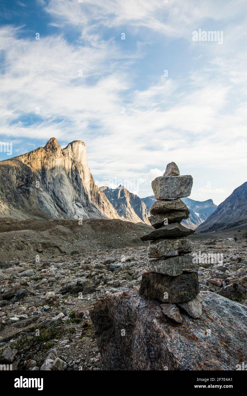 Rock cairn and mountain summit, Baffin Island Stock Photo - Alamy