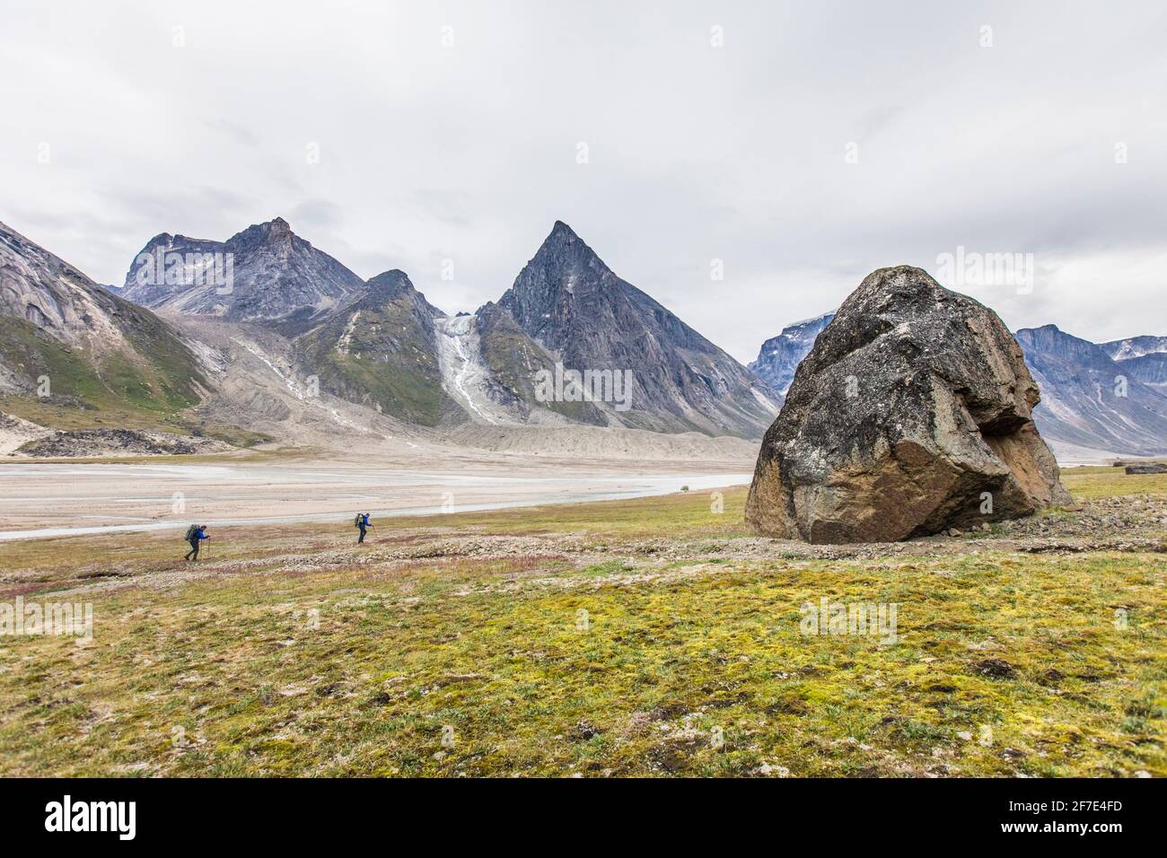 Glaciated landscape hi-res stock photography and images - Alamy