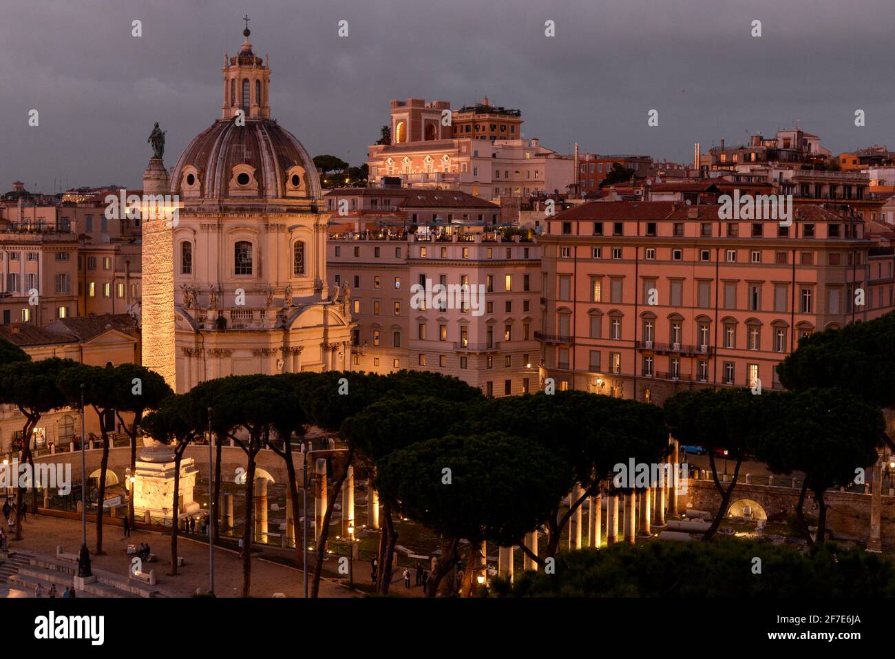 Roma ethnicity hi-res stock photography and images - Alamy