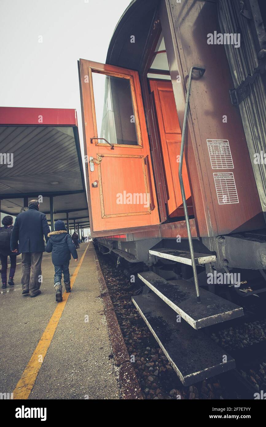 London commuter vintage hi-res stock photography and images - Alamy