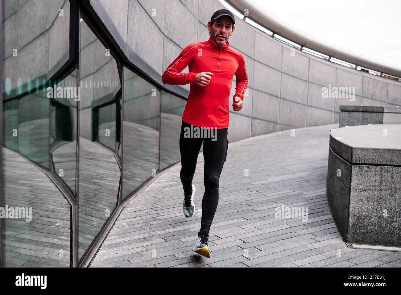 Reflective practice hi-res stock photography and images - Alamy