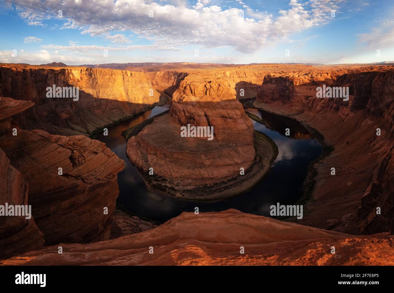 A scenic, panoramic early morning view of Arizona's famous tourist ...
