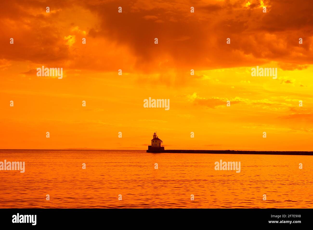 Wisconsin Point Lighthouse Stock Photo - Alamy