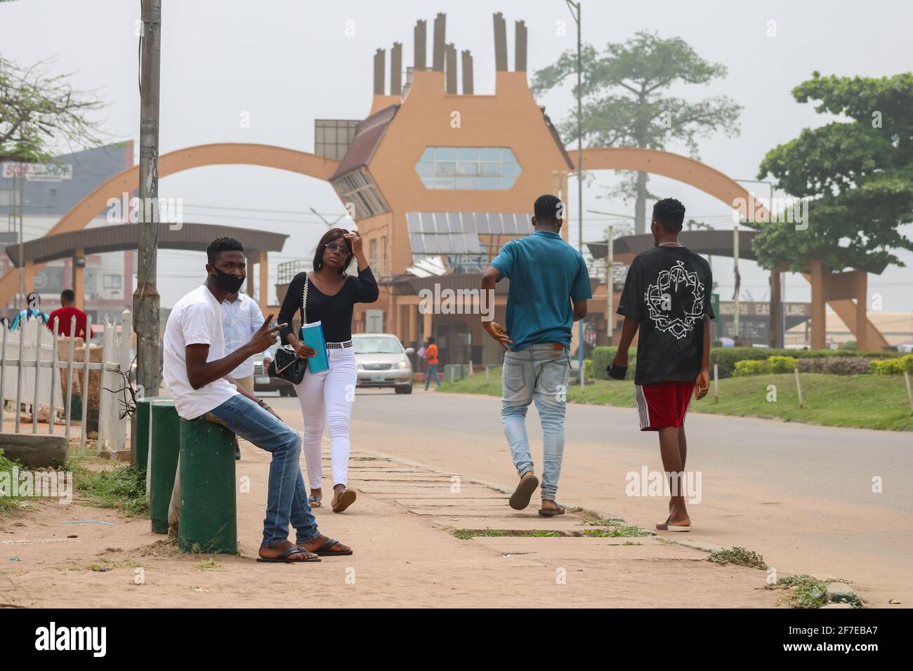 Uniben maingate hi-res stock photography and images - Alamy