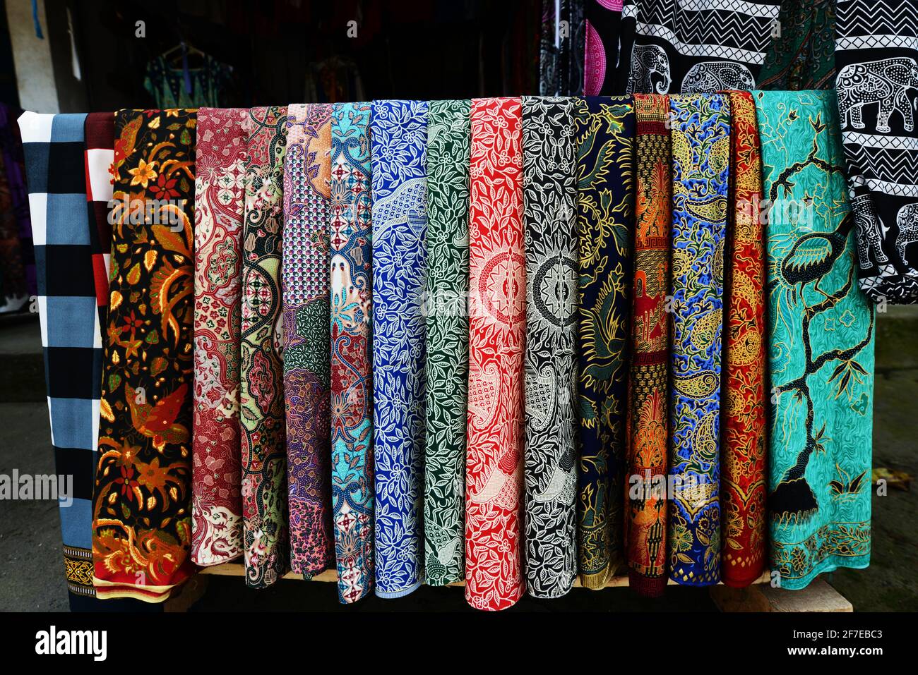 Batik bali hi-res stock photography and images - Alamy