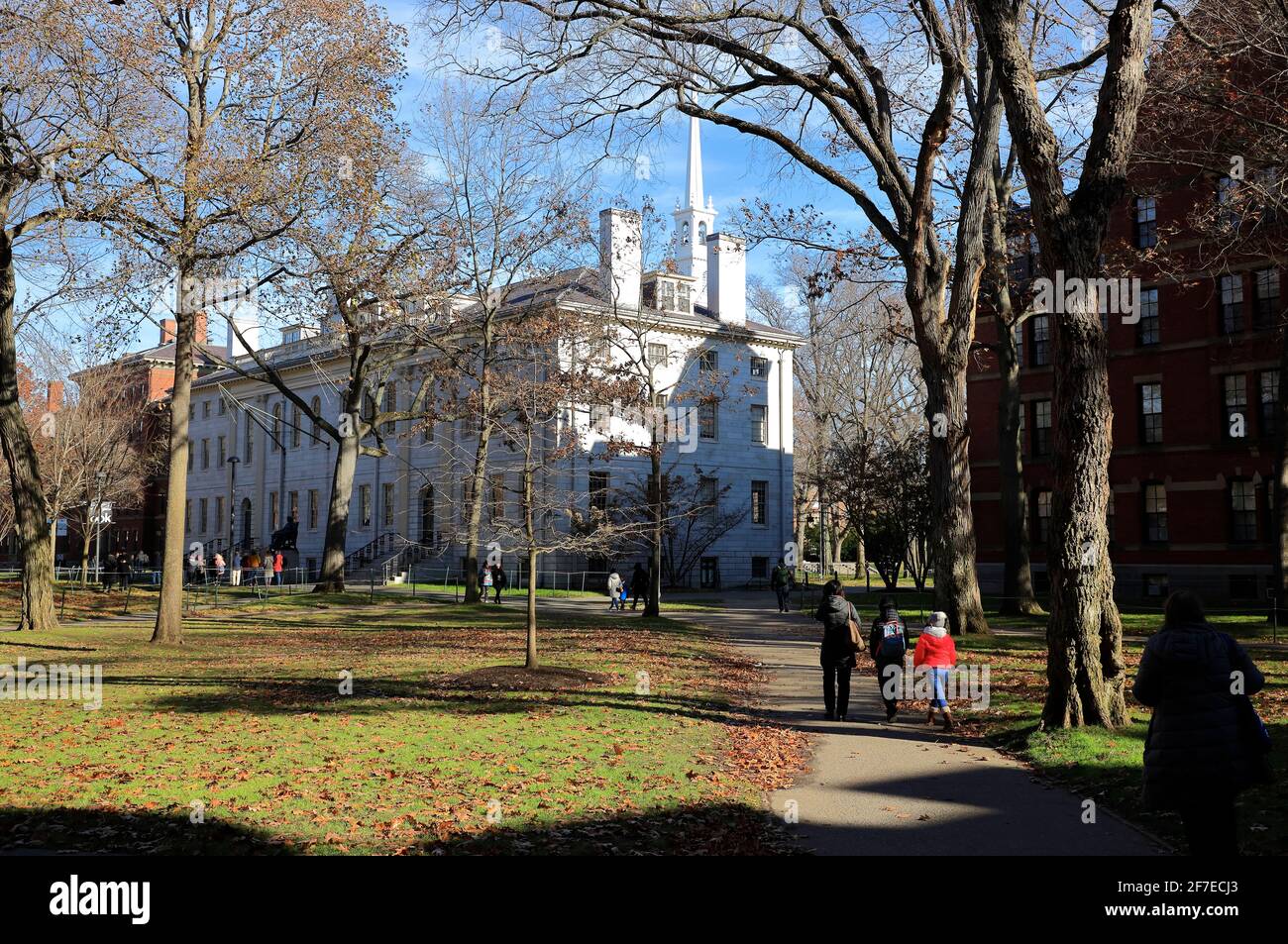 Yard classical hi-res stock photography and images - Alamy