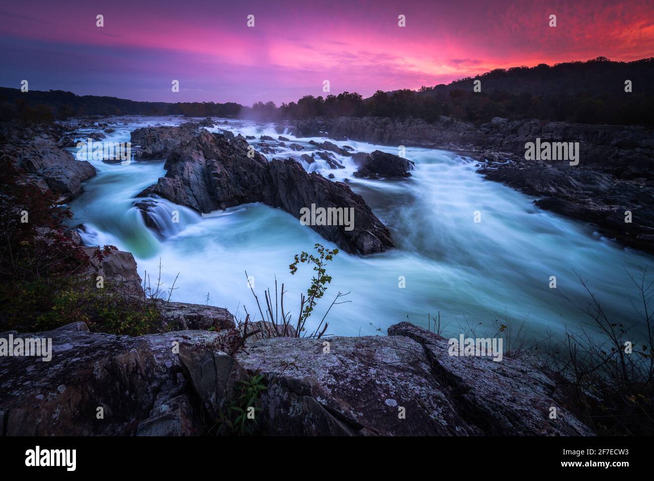 Washington dc waterfall hi-res stock photography and images - Alamy