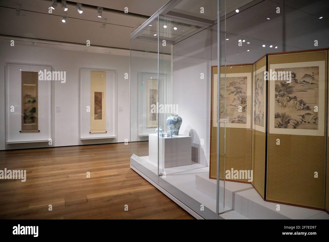 Harvard university sackler museum hi-res stock photography and images ...