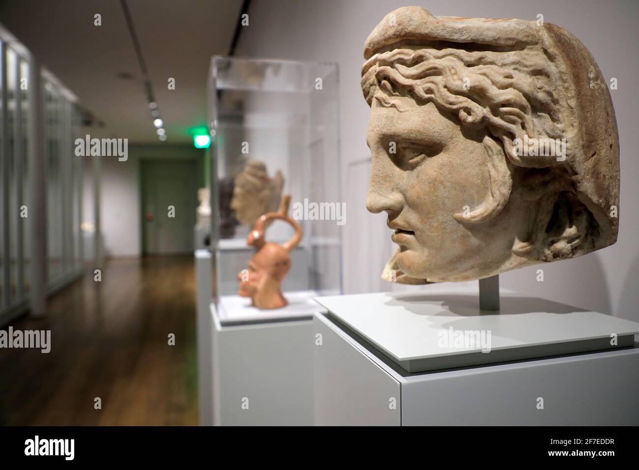 Harvard university sackler museum hi-res stock photography and images ...