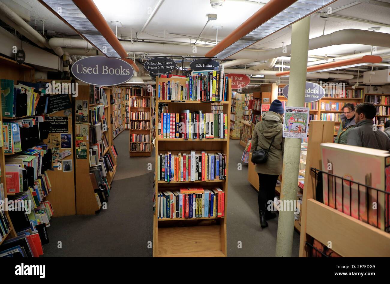 Boston cambridge harvard book hi-res stock photography and images - Alamy