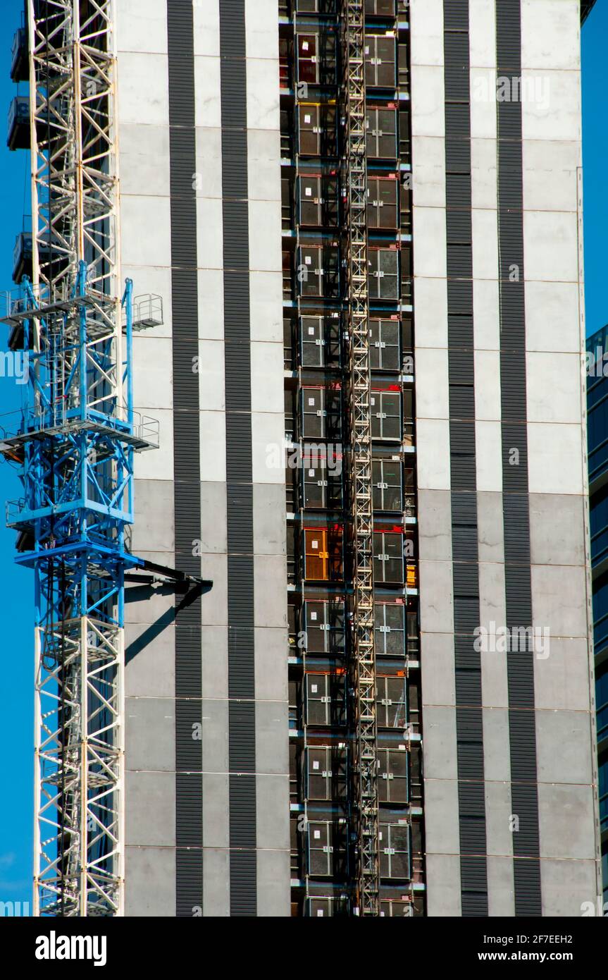 Construction frame of a skyscraper hi-res stock photography and images ...
