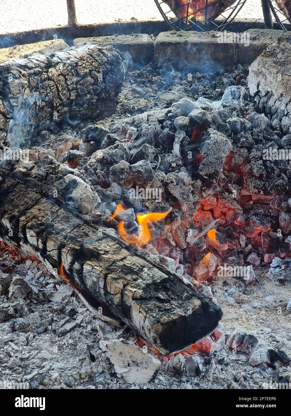 basra, Iraq - april 27, 2020: photo fish grill in the street of basra ...