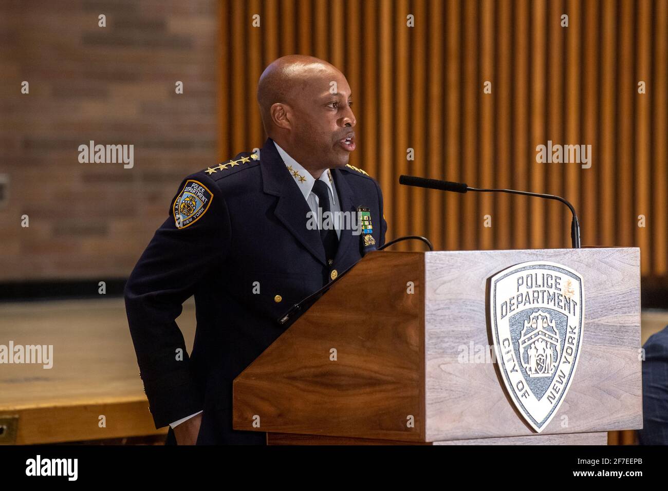 Nypd police chief hi-res stock photography and images - Alamy