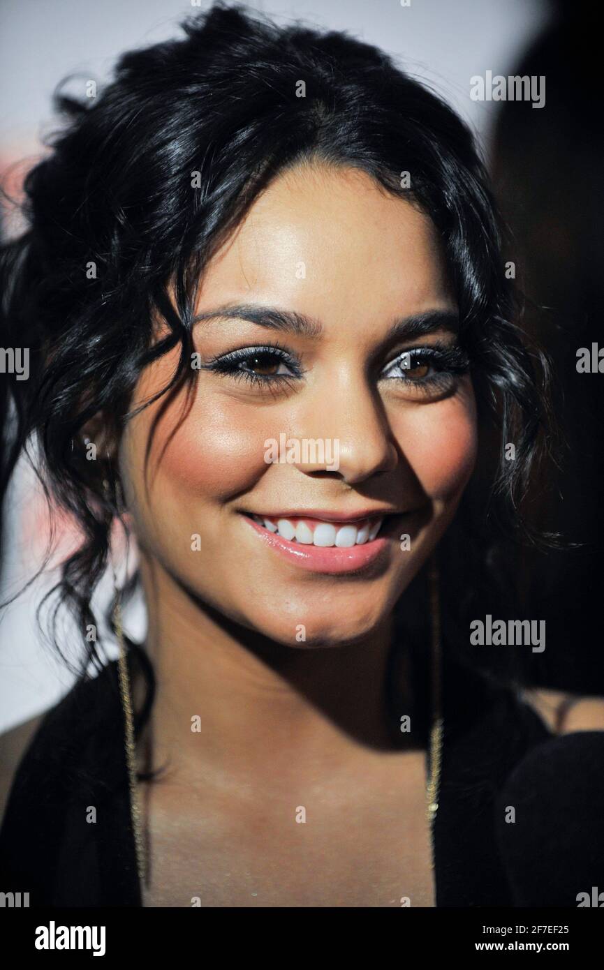 Vanessa hudgens 6th hi-res stock photography and images - Alamy