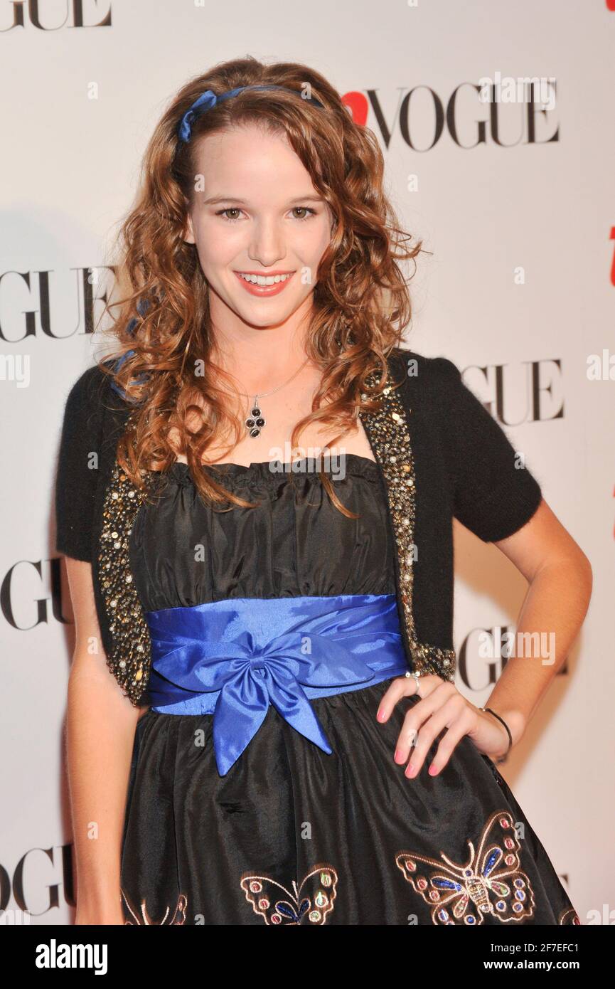 Kay panabaker 2008 hi-res stock photography and images - Alamy