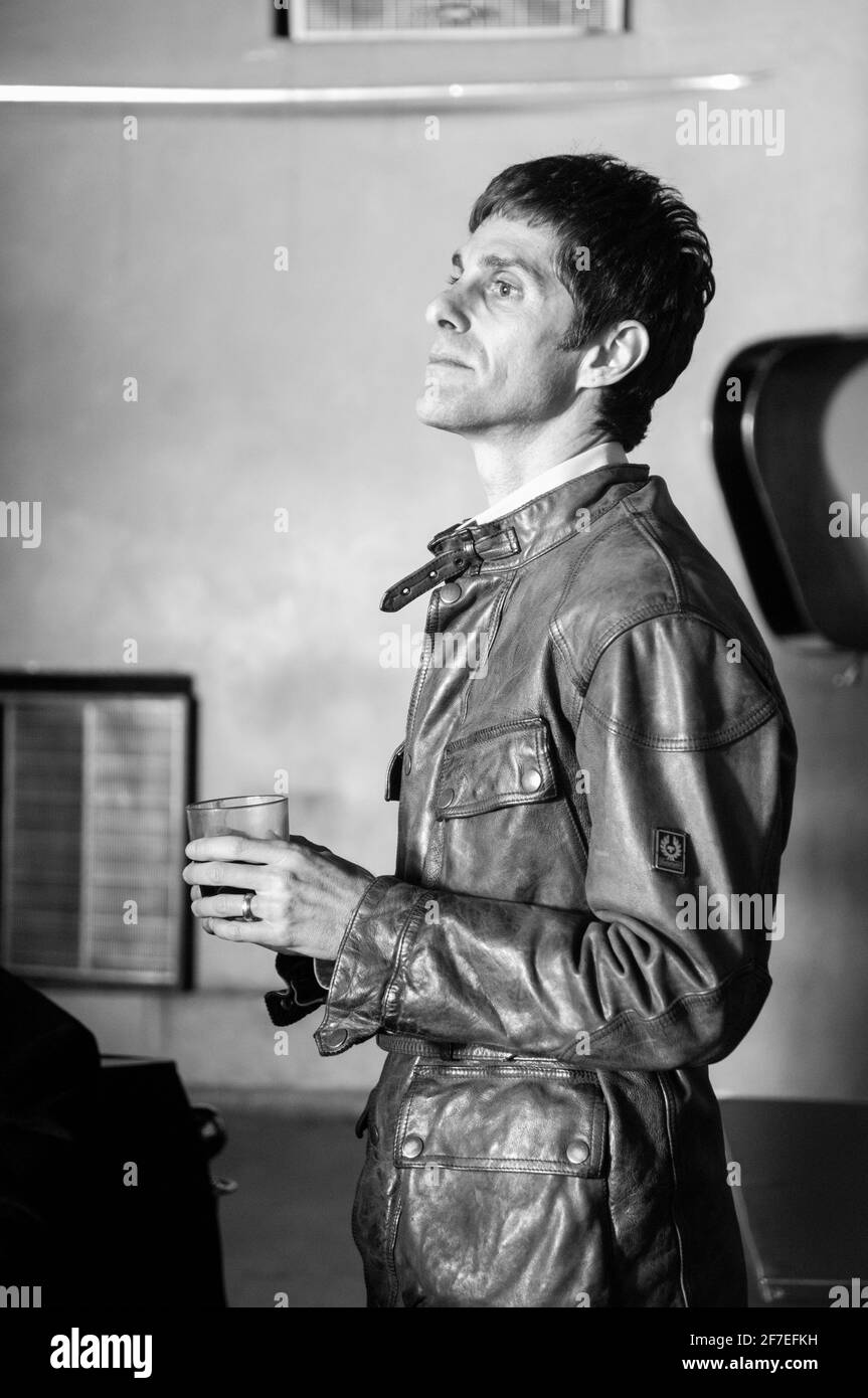 Portrait of singer Perry Farrell at club LAX on January 16, 2007 in Los ...