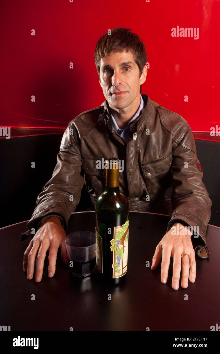 Portrait of singer Perry Farrell at club LAX on January 16, 2007 in Los ...