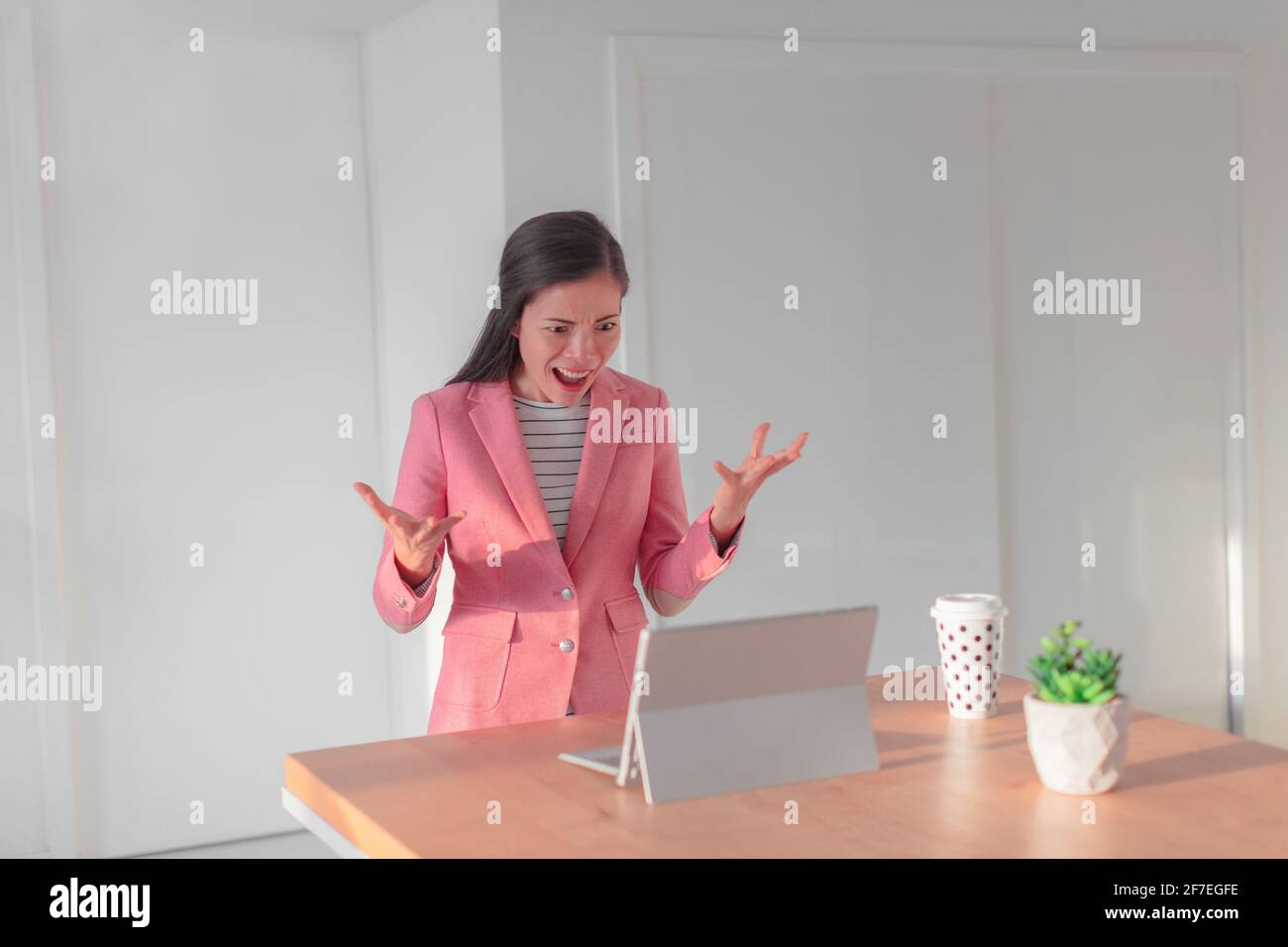 Work from home funny hi-res stock photography and images - Alamy