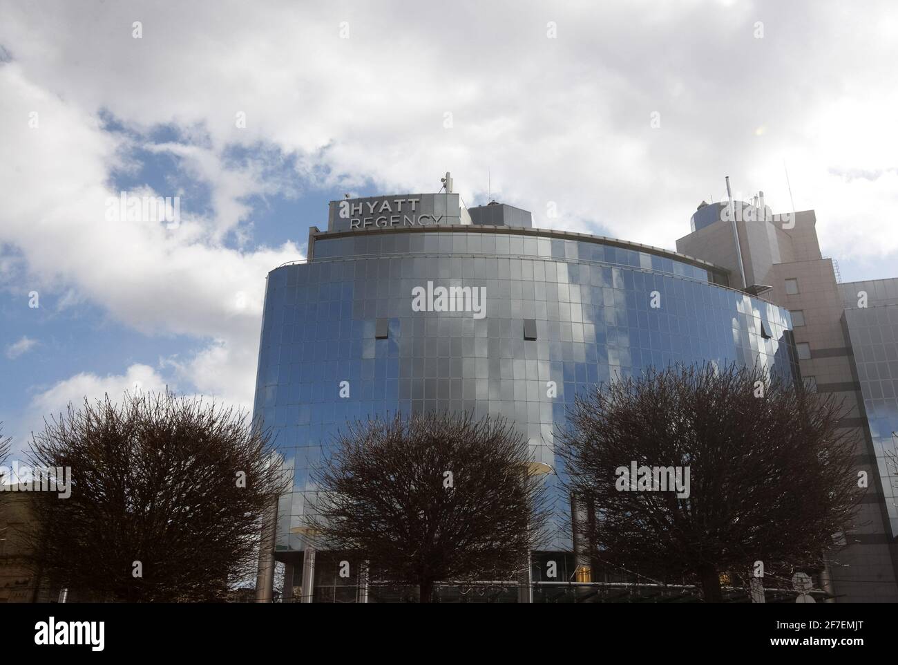 Hyatt regency logo hi-res stock photography and images - Alamy