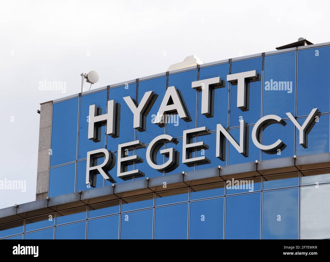 Hyatt regency logo hi-res stock photography and images - Alamy